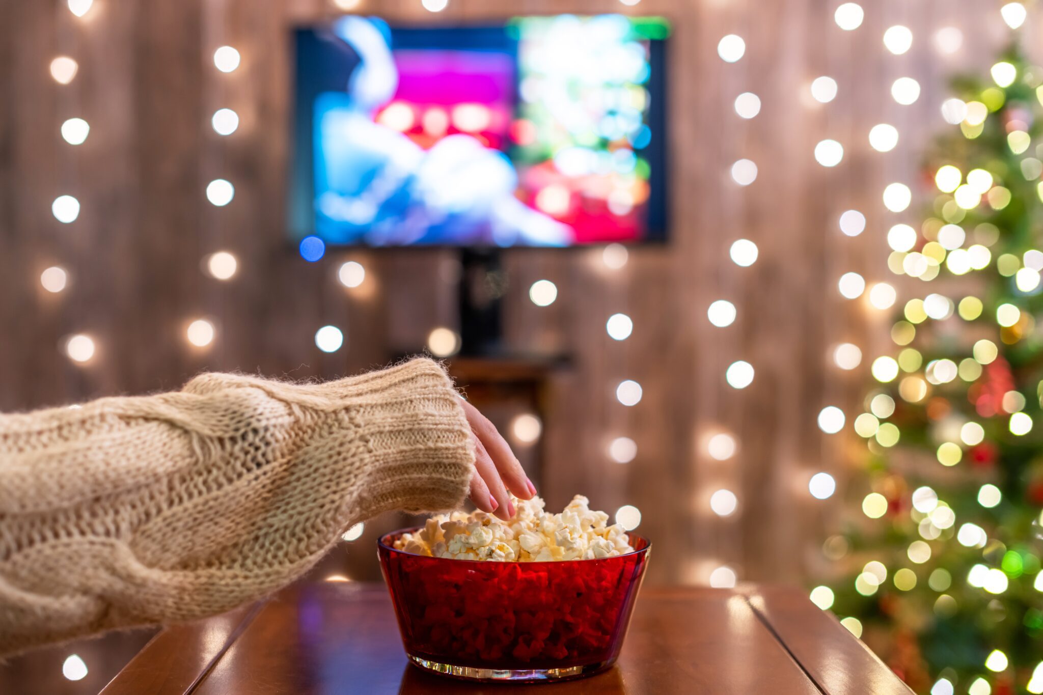 17 Underrated Christmas Movies When You're Tired of the Classics ...