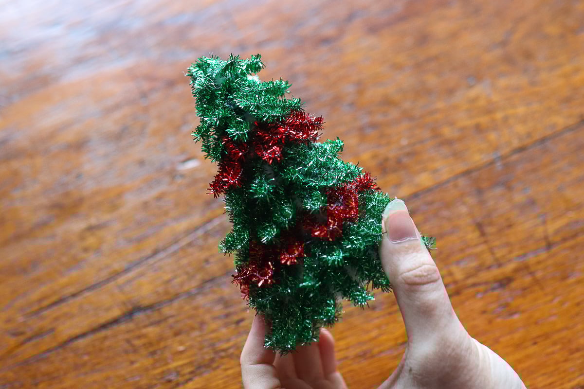 3 Ways to Make Pipe Cleaner Christmas Trees - Holiday Magic Hub